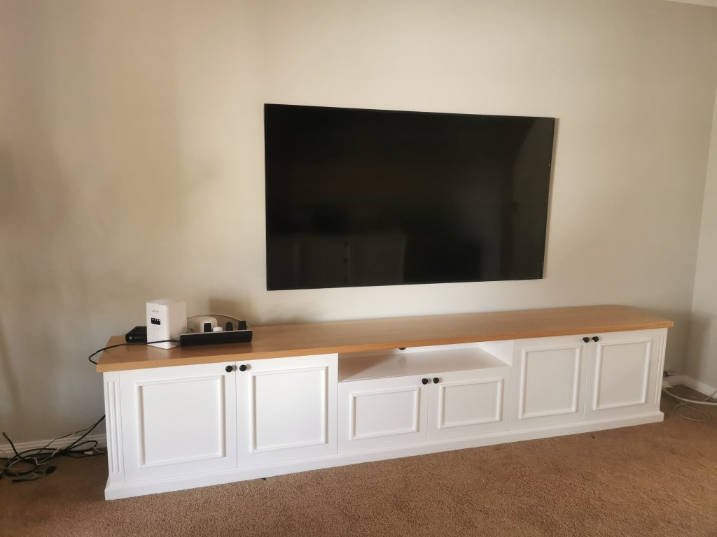 Dalton Hampton Style Entertainment Unit - Castle Hill Furniture